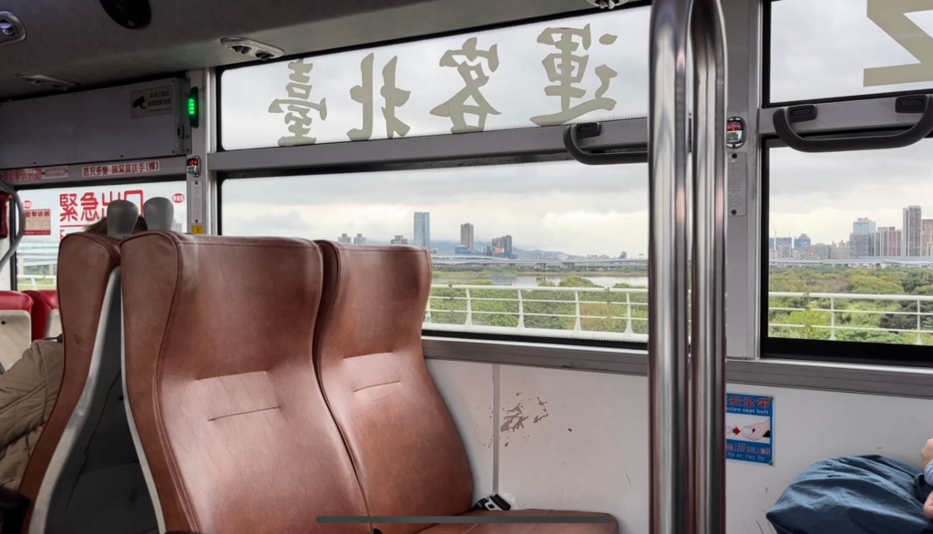 タシュケント国際空港の両替/SIMカード/タクシー事情を解説！【2023年5月】 | ktymの国境越え