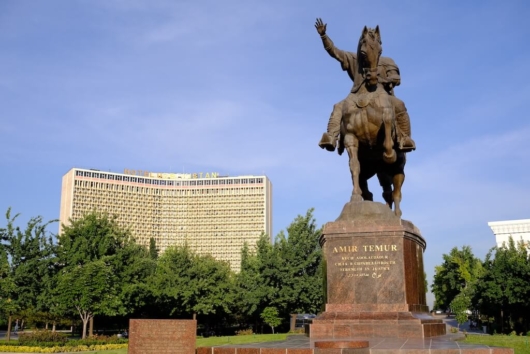 タシュケント国際空港の両替/SIMカード/タクシー事情を解説！【2023年5月】 | ktymの国境越え