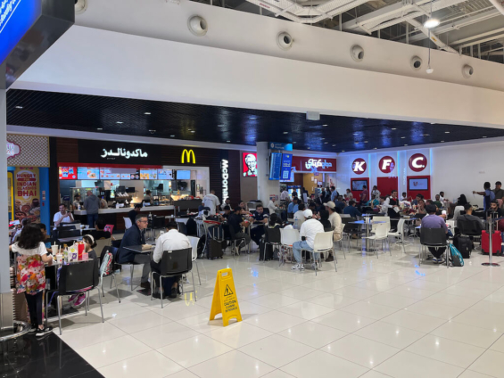 【ドバイ空港】ターミナル3から2（Gate F）への乗り継ぎ方法と注意点 | ktymの国境越え