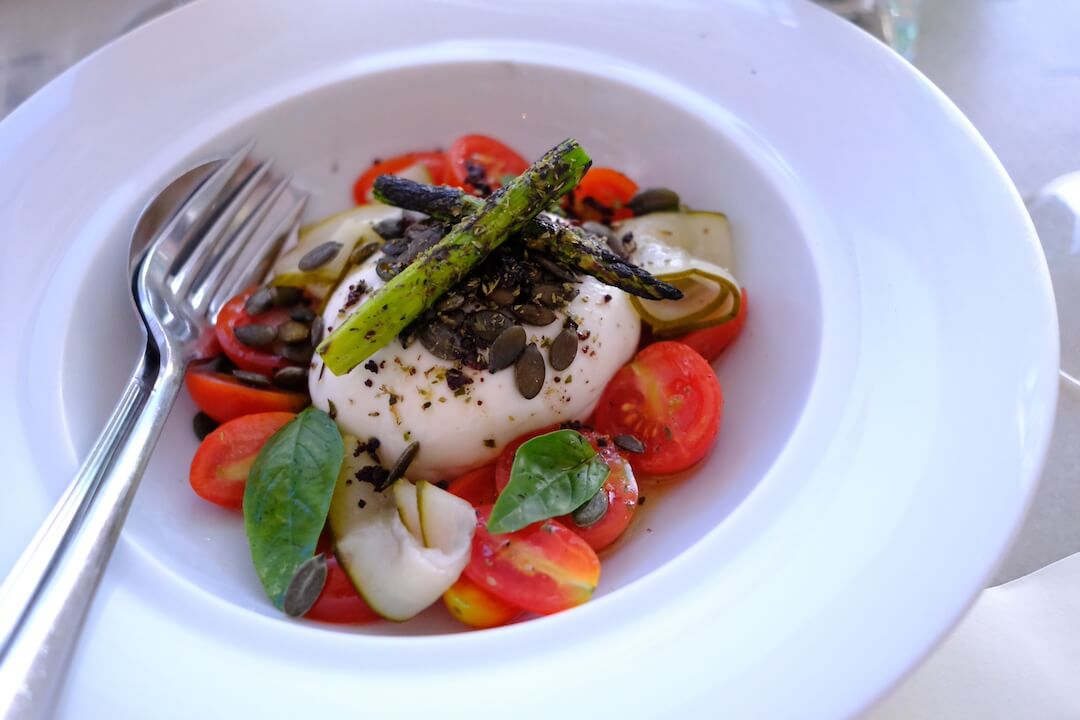 サントリーニ島「Kastro」の予約方法を解説！サンセットディナーが美しすぎた | ktymの国境越え